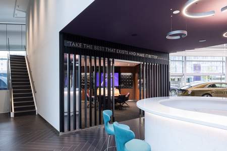 Rolls Royce Showroom in Zürich | Dyer-Smith Interior Marketing