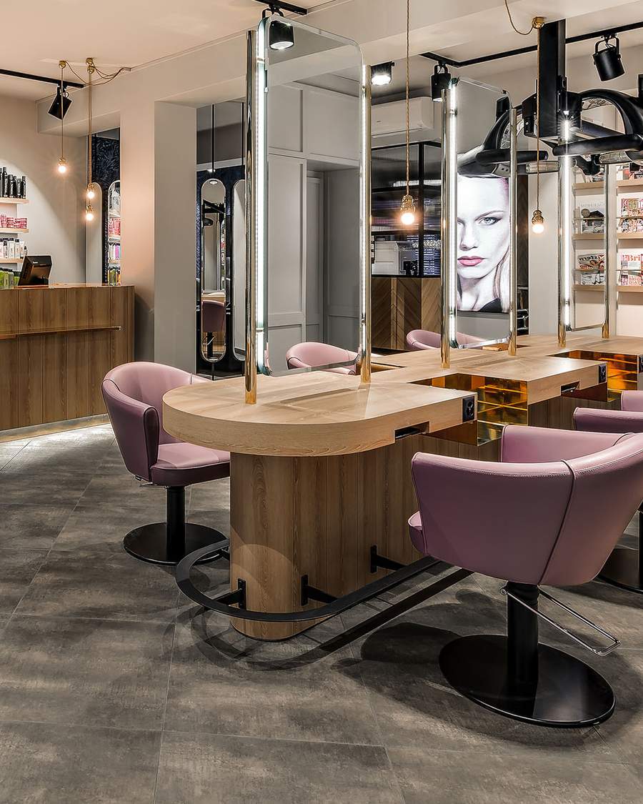 Hairstylist Pierre, Zürich | Dyer-Smith Interior Marketing